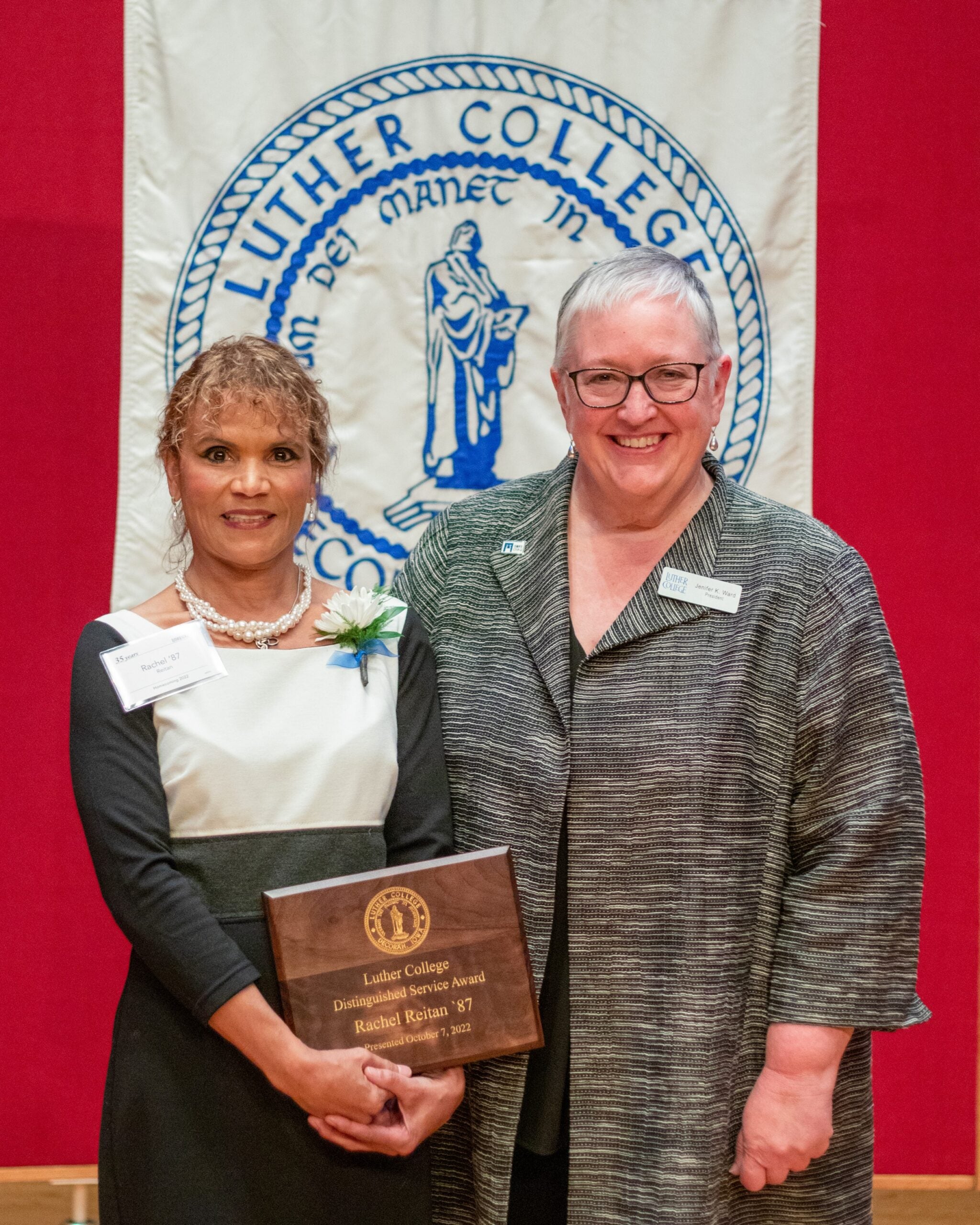 Luther College announces 2022 Distinguished Service Award recipients ... Luther College announces 2022 Distinguished Service Award recipients ...