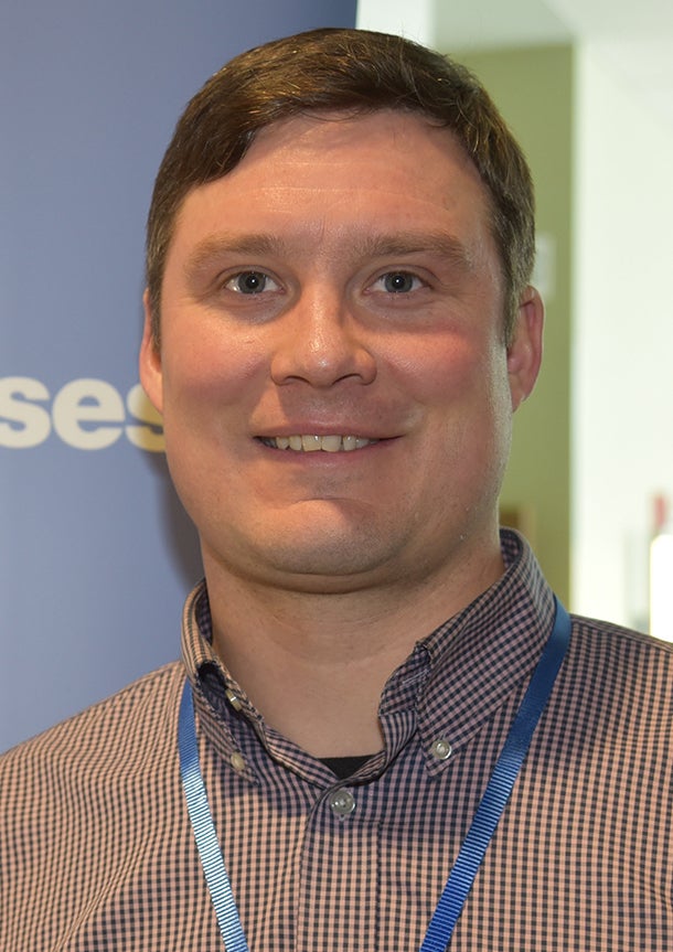 Luther College Athletics adds men’s and women’s bowling, names Dan ...