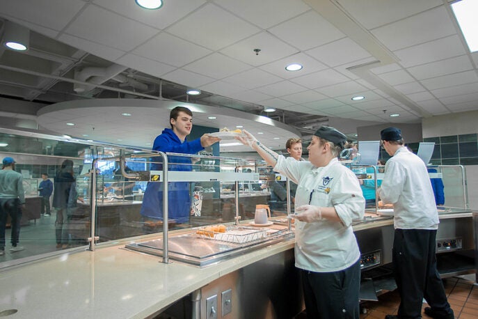 Navigating Campus Dining Options | Luther College