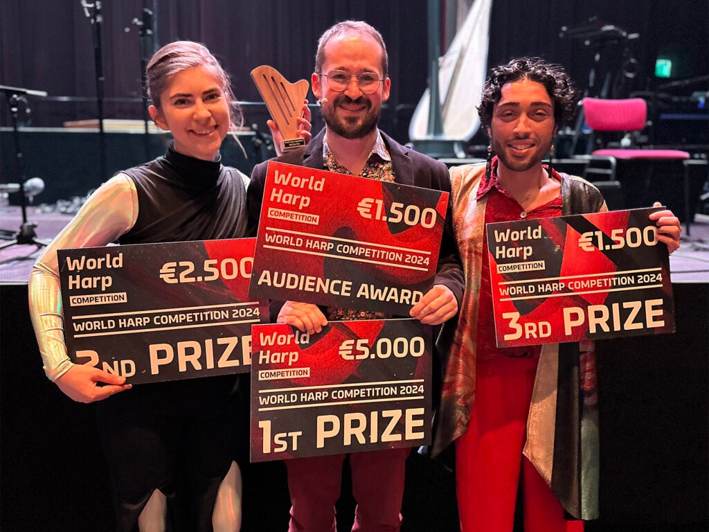 Amy Nam wins second prize in uniquely creative World Harp Competition ...