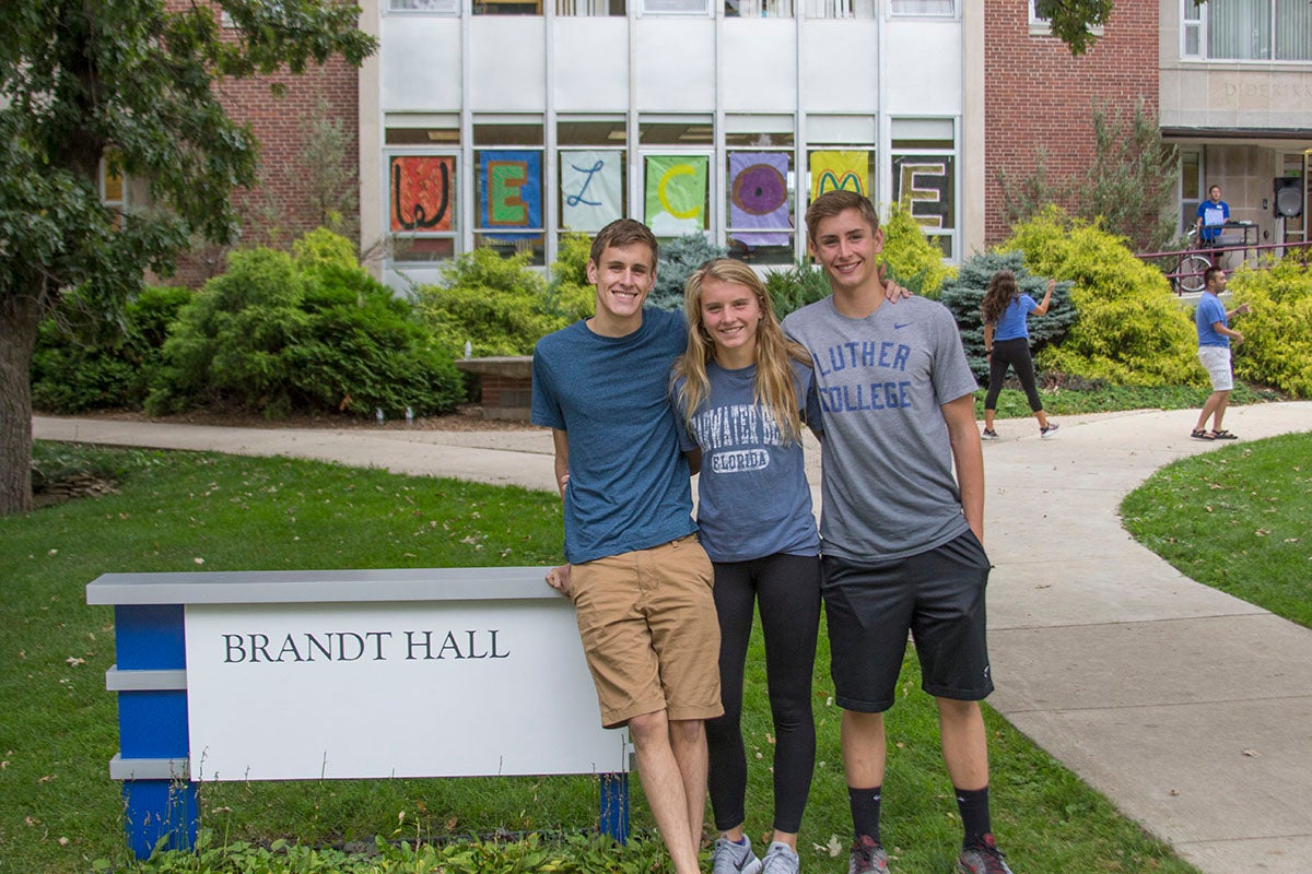 College Fears Debunked: Roommates and Dorm Living | Luther College